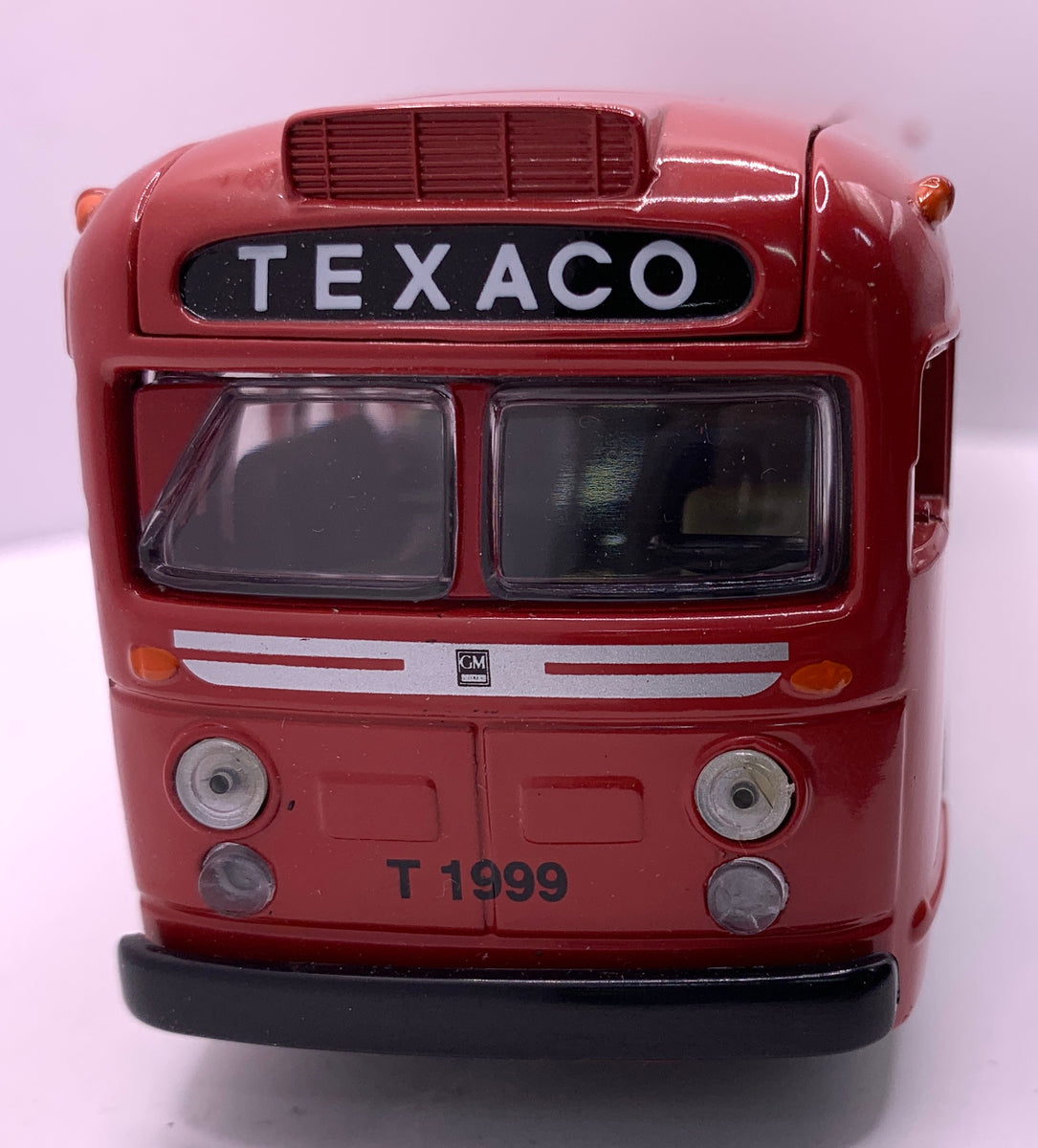 GM Coach - Texaco Crew Bus 1/50 Limited Edition with Numbered Certifca ...