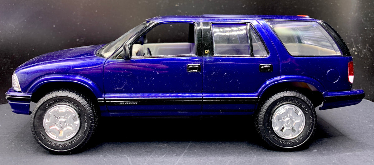 1995 Chevrolet Blazer Radar Blue Metallic - Dealer Promo - 1/24 – J ...